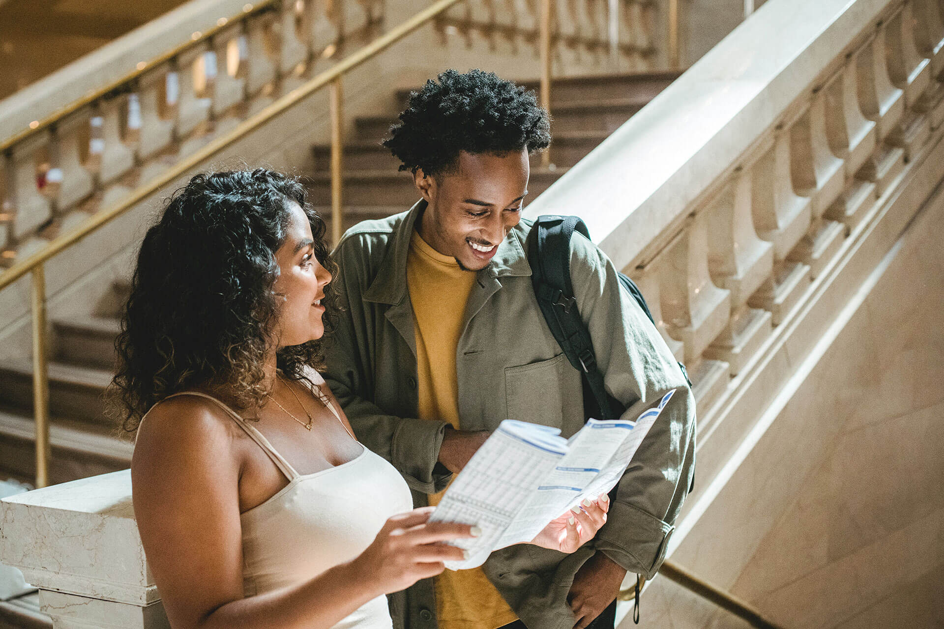 Guide Professionnel et Guide Gratuit - Quelles Différences ? | Visite Paris